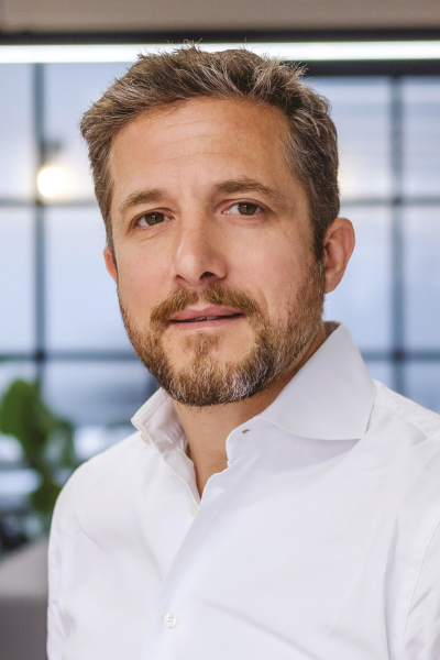 Roundtable: Plotting the middle course